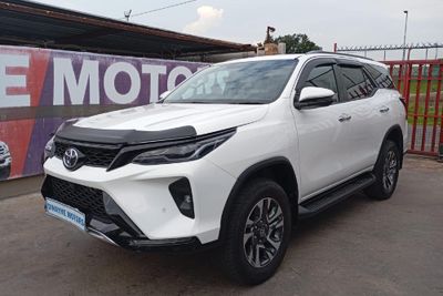 Used Toyota Fortuner 2.4 GD-6 4x4 Auto for sale in Gauteng - Cars.co.za ...