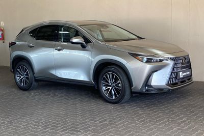 Used Lexus NX 350h EX for sale in Free State - Cars.co.za (ID::10014035)