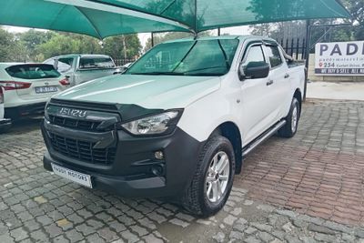Used Toyota Hilux 2.8 GD-6 Raised Body Raider Extended Cab for sale in ...