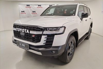 New Toyota Land Cruiser 300 V6 3.5T GR-S for sale in Gauteng - Cars.co.za (ID::10076660)