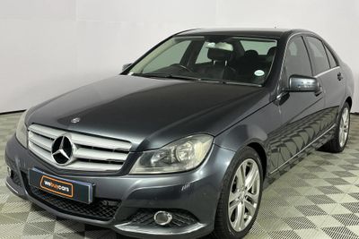 Used Mercedes-Benz C-Class C 180 CGI BE Classic Auto for sale in ...