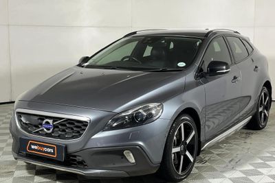 Used Volvo V40 CC D4 Elite Auto for sale in Limpopo - Cars.co.za (ID::10184841)