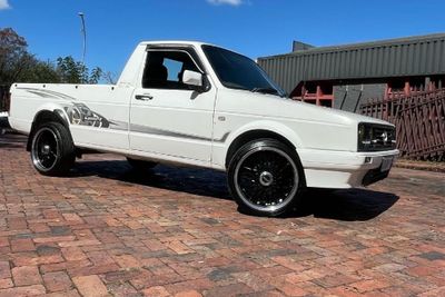 Used Volkswagen Caddy Pick-Up 1.6 Single-Cab for sale in Free State ...