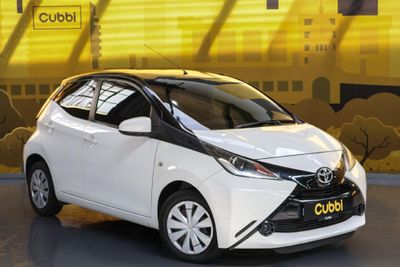 Used Toyota Aygo 1.0 X-Play 5-dr for sale in Gauteng - Cars.co.za (ID ...