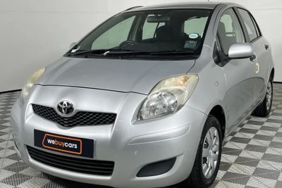 Used Toyota Yaris Zen3 5-dr for sale in Kwazulu Natal - Cars.co.za (ID ...
