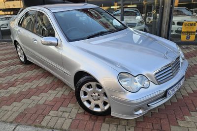 Used Mercedes-Benz C-Class C 200K Elegance Auto for sale in Gauteng ...