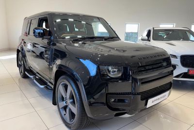 Used Land Rover Defender 110 P525 V8 (386kW) for sale in Gauteng - Cars ...