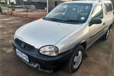 Used Opel Corsa Utility 1.4 with Canopy for sale in Gauteng - Cars.co ...
