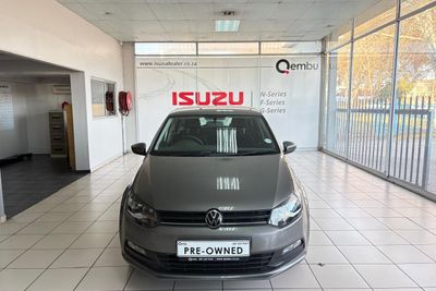 Used Volkswagen Polo Vivo 16" TSi mags, Spotlights, Front electrical ...