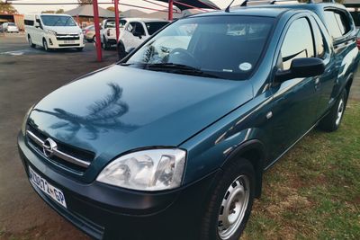 Used Opel Corsa Utility 1.4 with Canopy for sale in Gauteng - Cars.co ...