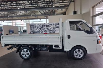 New JAC X200 2.8D Single-Cab Drop Side for sale in Western Cape - Cars ...