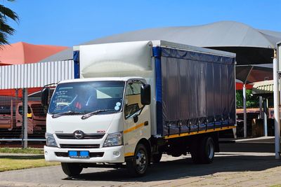 Used Hino 300 915 Lwb curtain side for sale in Gauteng - Cars.co.za (ID ...