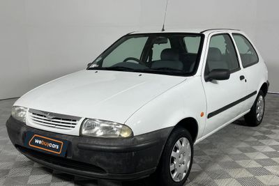 Used Mazda 121 Soho 1.4 3-dr for sale in Western Cape - Cars.co.za (ID ...