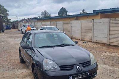 Used Renault Clio 1.2 16v Va-Va-Voom 5-dr Pack for sale in Gauteng ...