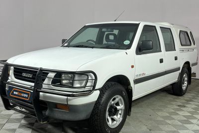 Used Isuzu KB 280 DT LE Double-Cab for sale in Western Cape - Cars.co ...