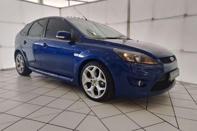 Used Ford Focus 2.5 ST 5-dr for sale in Gauteng - Cars.co.za (ID::10968055)