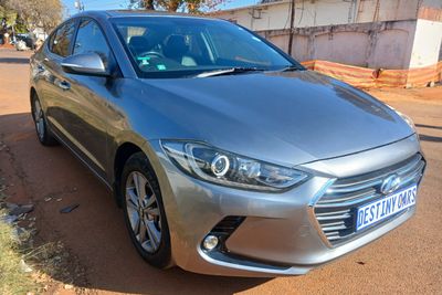 Used Hyundai Elantra 1.6 Executive Auto for sale in Gauteng - Cars.co ...