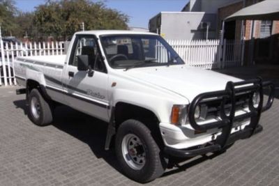 Used Toyota Hilux 2200 LWB 5-spd Single-Cab for sale in Free State ...