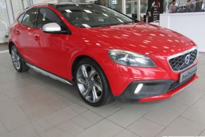 Used Volvo V40 T4 Excel for sale in Gauteng - Cars.co.za (ID::8072161)