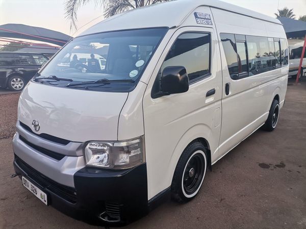 Used Toyota Quantum 2.7 Sesfikile 16-seat for sale in Gauteng - Cars.co ...