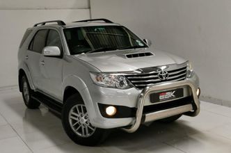 EBK Autodealers Braamfontein - Cnr 17th Street and De La Rey St ...