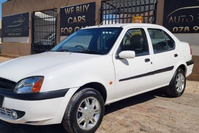 Used Ford Ikon 1.6i LX for sale in Gauteng - Cars.co.za (ID::8266008)