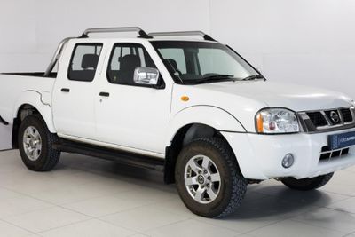 Used Nissan NP300 2.4i Hi-Rider Double-Cab for sale in Western Cape ...