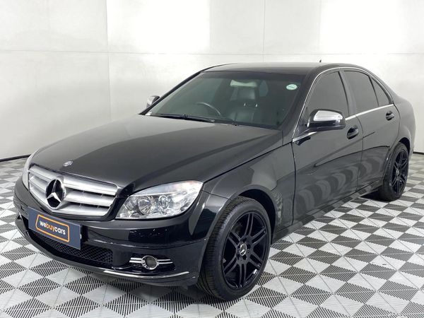 Used Mercedes-Benz C-Class C 200K Classic for sale in Gauteng - Cars.co ...