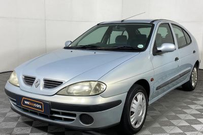 Used Renault Megane Classic 1.6 RXE for sale in Western Cape - Cars.co ...