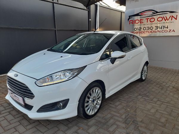 Used Ford Fiesta 1.0 EcoBoost Titanium Auto 5-dr for sale in Gauteng ...