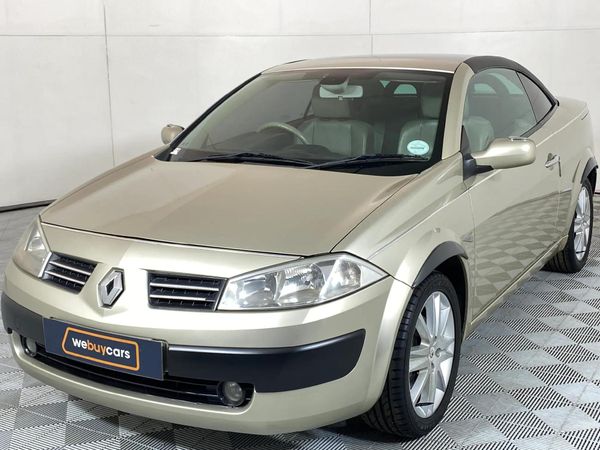 Used Renault Megane II 2.0 Privilege Auto for sale in Gauteng - Cars.co ...