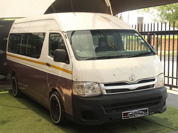 Used Toyota Quantum 2.7 Sesfikile 15-seat for sale in Gauteng - Cars.co ...