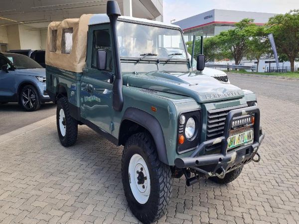 Used Land Rover Defender 110 2.2D Single-Cab for sale in North West ...