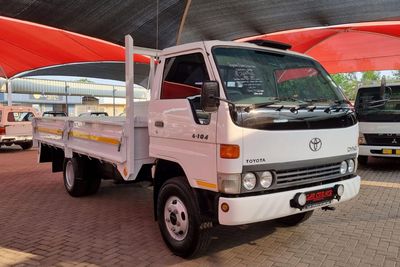 Used Toyota Dyna 4 TON LWB W/C F/C C/C for sale in Gauteng - Cars.co.za ...
