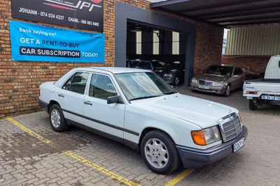 Used Mercedes-Benz E-Class 260 E Auto for sale in Gauteng - Cars.co.za ...