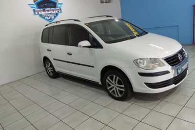 Used Volkswagen Touran 1.9 TDI Trendline Auto for sale in Eastern Cape ...