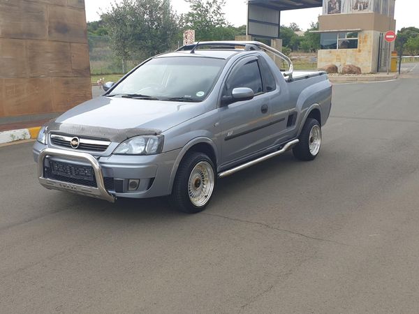 Used Opel Corsa Utility 1.4i Sport for sale in Free State - Cars.co.za ...