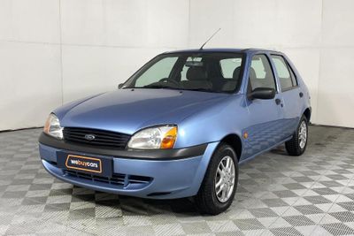 Used Ford Fiesta 1.6 Flair 5-dr for sale in Western Cape - Cars.co.za ...