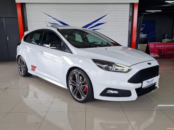 Used Ford Focus 2.0 EcoBoost ST3 for sale in Western Cape - Cars.co.za ...