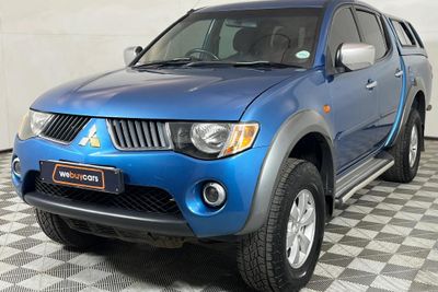 Used Mitsubishi Triton 3.5 V6 4x4 Double-Cab for sale in Gauteng - Cars ...