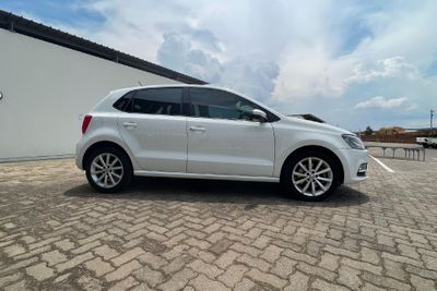 Used Volkswagen Polo 1.2 TSI Highline (81kW) for sale in Gauteng - Cars ...