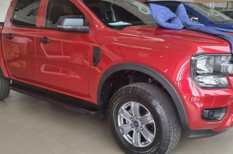 BB Menlyn Ford New Cars - Corner of Glen Manor and Frikkie de Beer ...