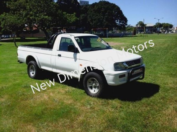 Used Mitsubishi Colt 2400i LWB 4x4 Trailbuster Single-Cab for sale in ...