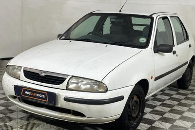 Used Mazda 121 Soho 1.3 5-dr for sale in Gauteng - Cars.co.za (ID::8544894)