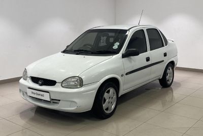 Used Opel Corsa Classic 1.6i CD for sale in Western Cape - Cars.co.za ...