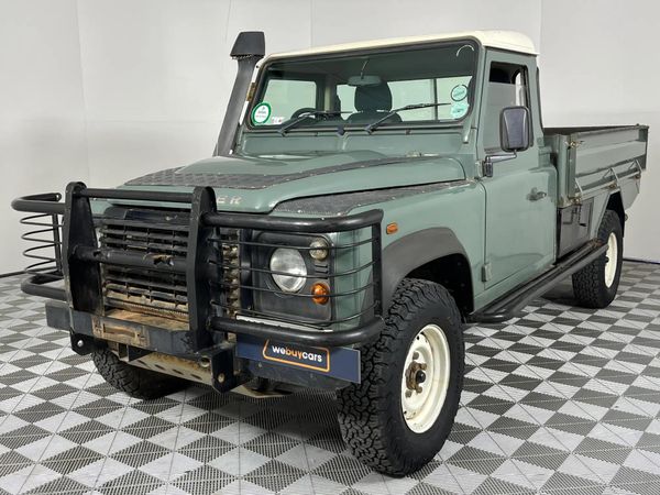 Used Land Rover Defender 110 Puma Single-Cab for sale in Gauteng - Cars ...