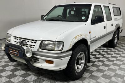 Used Isuzu KB 280 DT LX 4x2 Double-Cab for sale in Limpopo - Cars.co.za ...