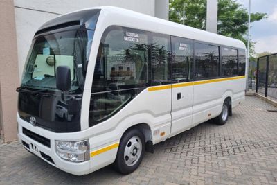 New Toyota Coaster 2.8D GL Auto 23 Seater for sale in Gauteng - Cars.co.za (ID::8603090)