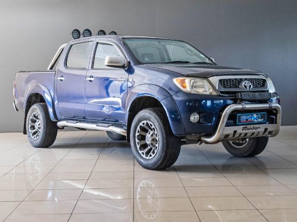 Used Toyota Hilux 2.7 VVTi Raider Double-Cab for sale in Gauteng - Cars ...