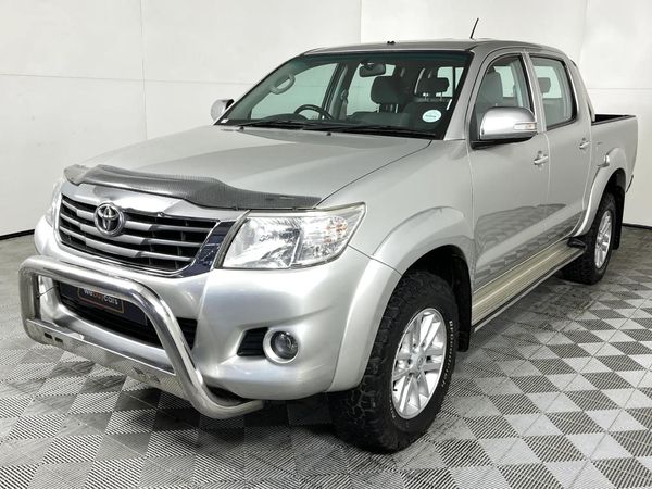 Used Toyota Hilux 2.7 VVTi Raider Raised Body Double-Cab for sale in ...